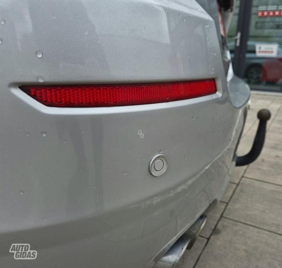 Grey BMW 520 2011 in Kaunas, with an engine capacity of 2.00 L and mileage of 283 thousand km for 6600 €, photo 9 on AUTOMOTO.COM.LV