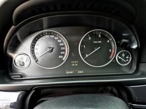 Grey BMW 520 2011 in Kaunas, with an engine capacity of 2.00 L and mileage of 283 thousand km for 6600 €, photo 15 on AUTOMOTO.COM.LV