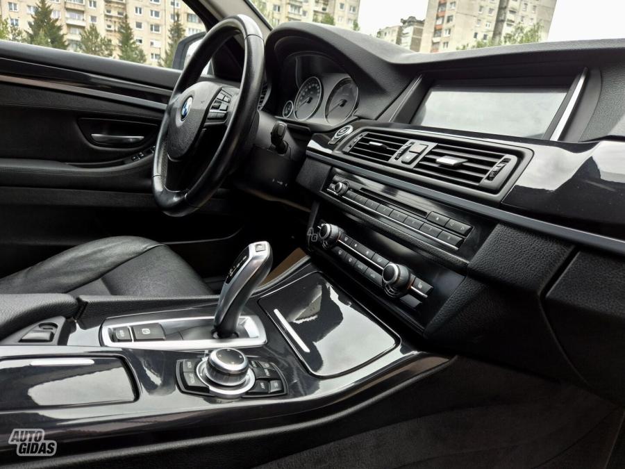 Grey BMW 520 2011 in Kaunas, with an engine capacity of 2.00 L and mileage of 283 thousand km for 6600 €, photo 20 on AUTOMOTO.COM.LV
