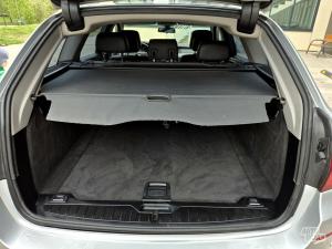 Grey BMW 520 2011 in Kaunas, with an engine capacity of 2.00 L and mileage of 283 thousand km for 6600 €, photo 22 on AUTOMOTO.COM.LV