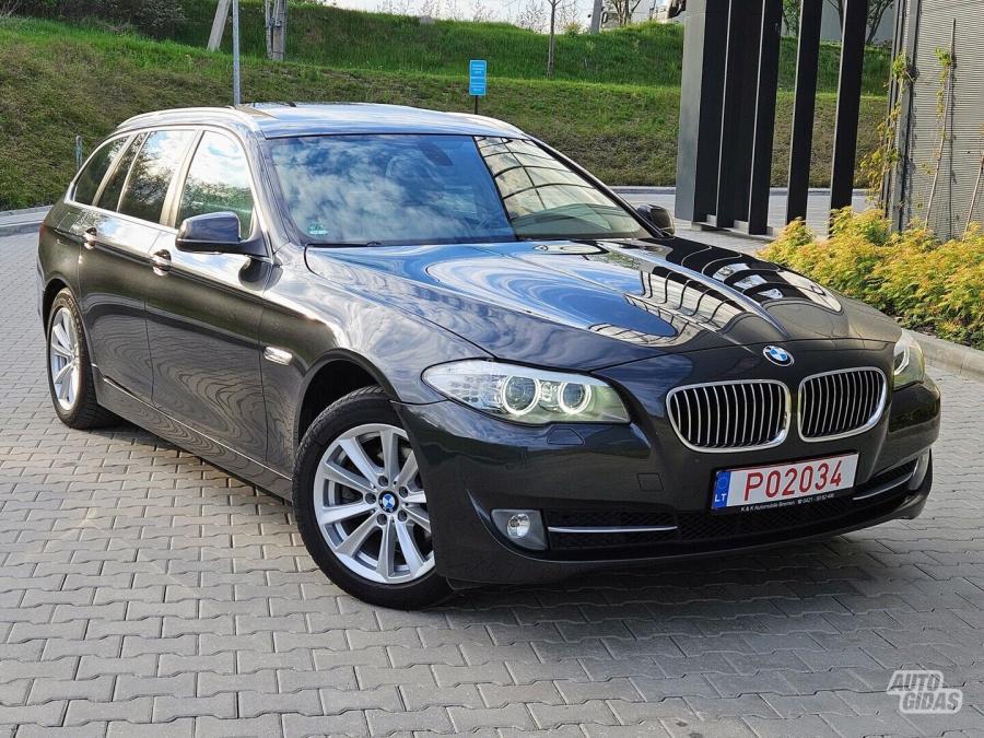 Grey BMW 520 2011 in Vilnius, with an engine capacity of 2.00 L and mileage of 273 thousand km for 6950 €, photo 4 on AUTOMOTO.COM.LV