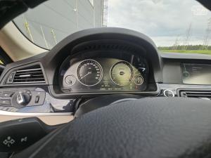 Grey BMW 520 2011 in Vilnius, with an engine capacity of 2.00 L and mileage of 273 thousand km for 6950 €, photo 15 on AUTOMOTO.COM.LV