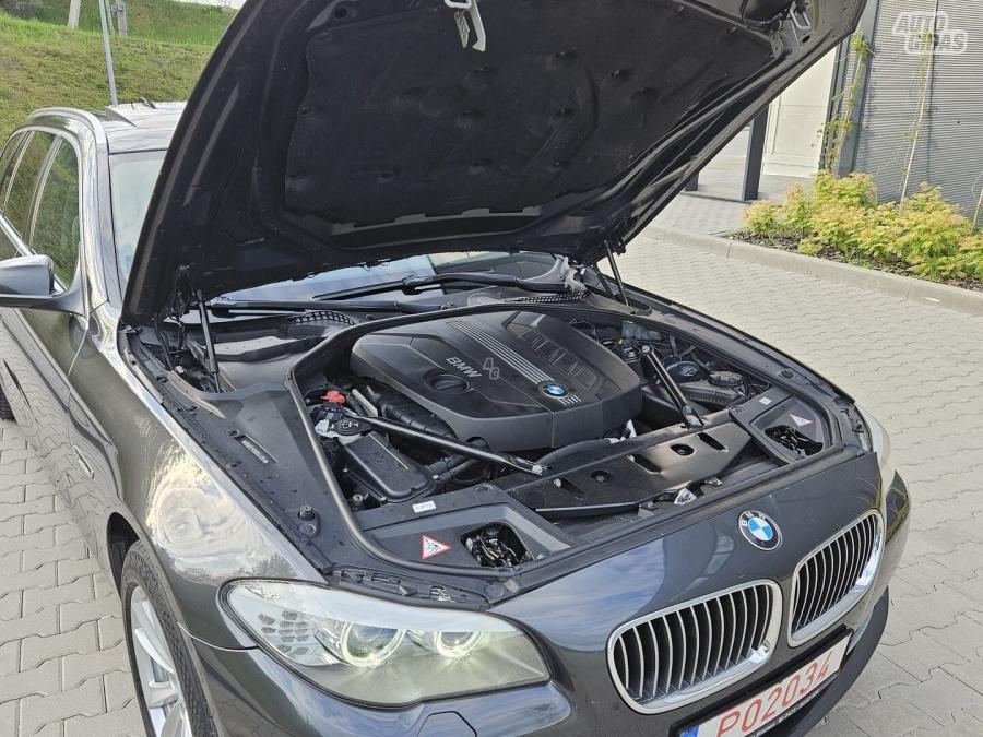 Grey BMW 520 2011 in Vilnius, with an engine capacity of 2.00 L and mileage of 273 thousand km for 6950 €, photo 18 on AUTOMOTO.COM.LV