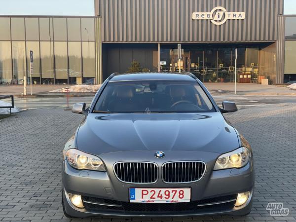 Grey BMW 520 2011 in Siauliai, with an engine capacity of 2.00 L and mileage of 291 thousand km for 7800 €, photo 3 on AUTOMOTO.COM.LV