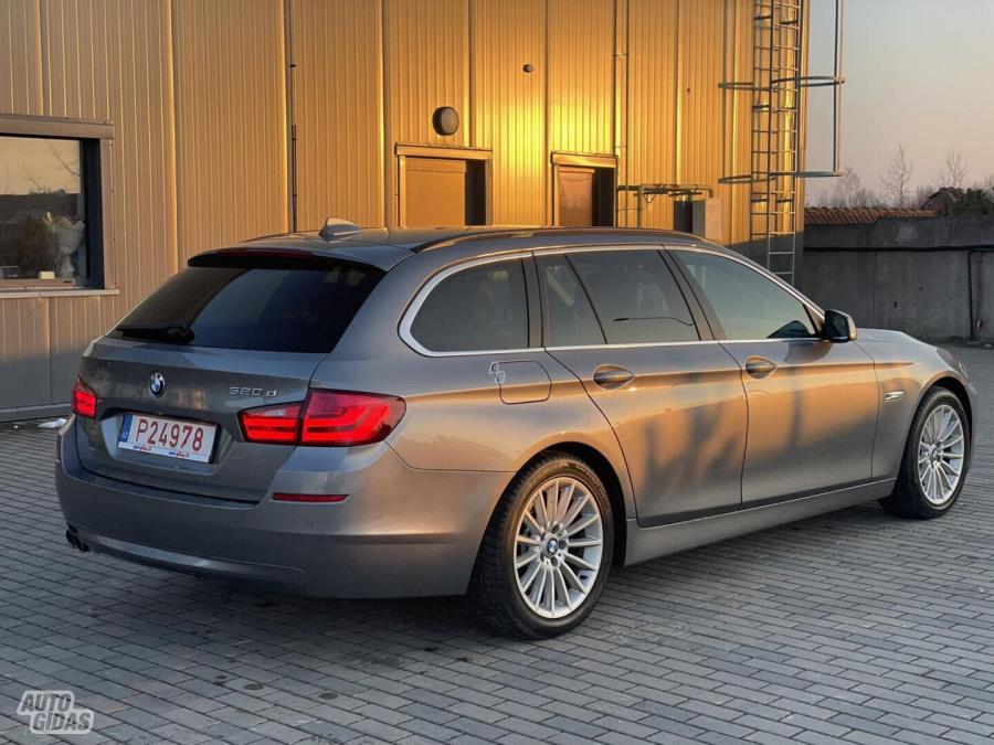 Pelēks BMW 520 2011 Šauļi, ar dzinēja tilpumu 2.00 L un nobraukumu 291 tūkst. km par 7800 €, foto 5 vietnē AUTOMOTO.COM.LV