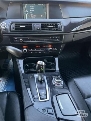 Pelēks BMW 520 2011 Šauļi, ar dzinēja tilpumu 2.00 L un nobraukumu 291 tūkst. km par 7800 €, foto 16 vietnē AUTOMOTO.COM.LV