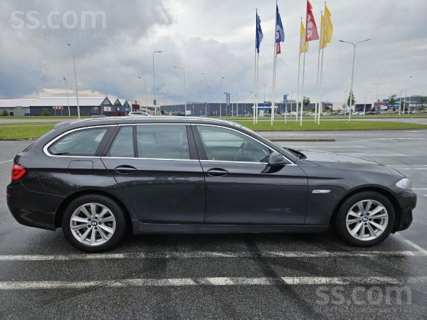 Grey BMW 520 2011 in Riga, with an engine capacity of 2.00 L and mileage of 405 thousand km for 9000 €, photo 5 on AUTOMOTO.COM.LV