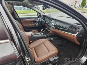 Grey BMW 520 2011 in Riga, with an engine capacity of 2.00 L and mileage of 405 thousand km for 9000 €, photo 10 on AUTOMOTO.COM.LV