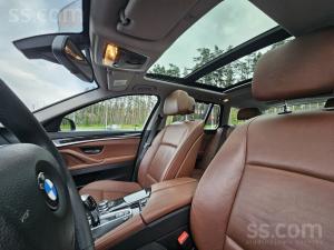 Grey BMW 520 2011 in Riga, with an engine capacity of 2.00 L and mileage of 405 thousand km for 9000 €, photo 12 on AUTOMOTO.COM.LV