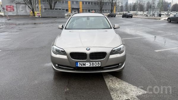 Grey BMW 520 2011 in Riga, with an engine capacity of 2.00 L and mileage of 326 thousand km for 5890 €, photo 8 on AUTOMOTO.COM.LV