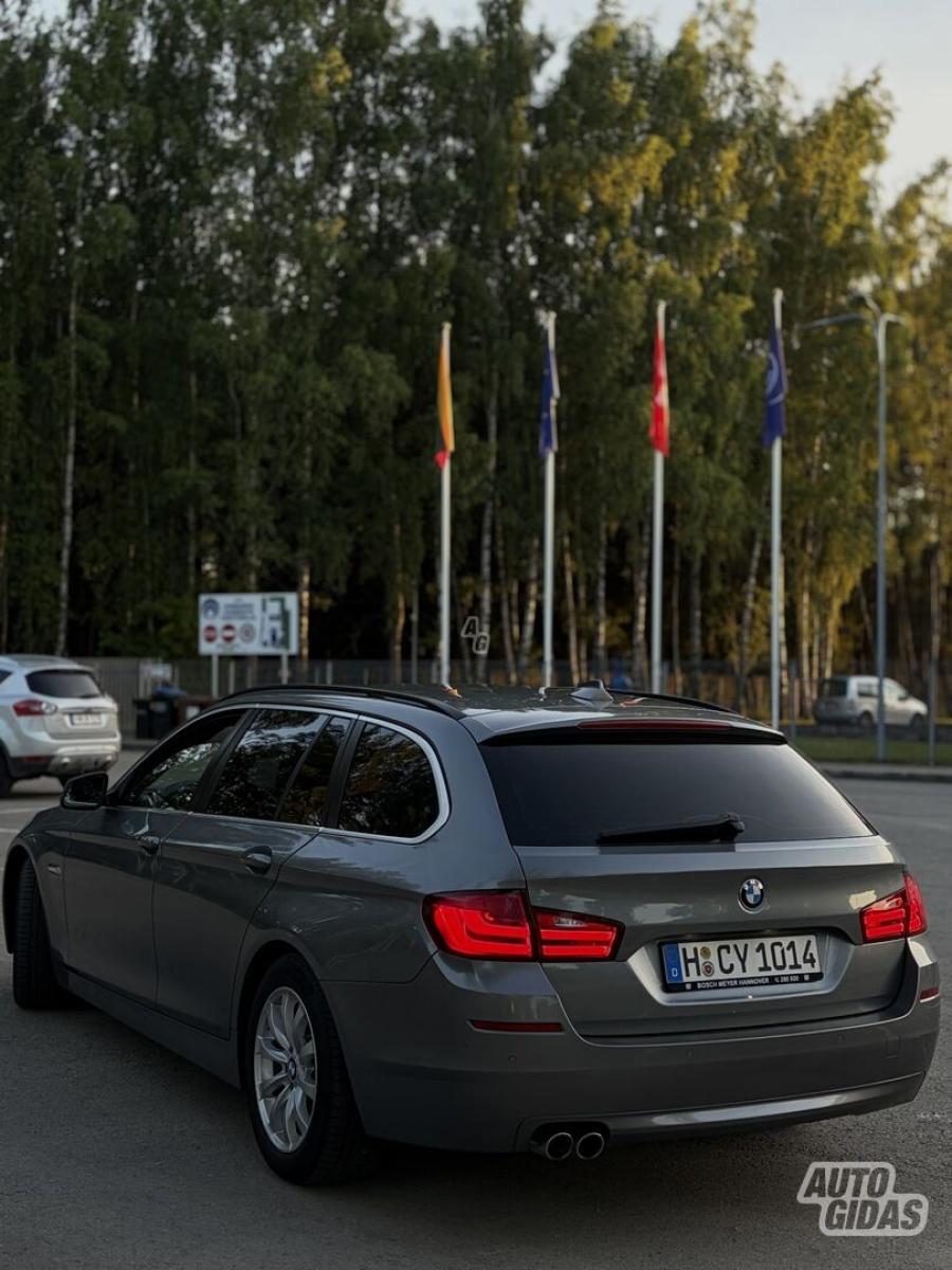 Pelēks BMW 520 2011 Kauņa, ar dzinēja tilpumu 2.00 L un nobraukumu 317 tūkst. km par 8000 €, foto 5 vietnē AUTOMOTO.COM.LV