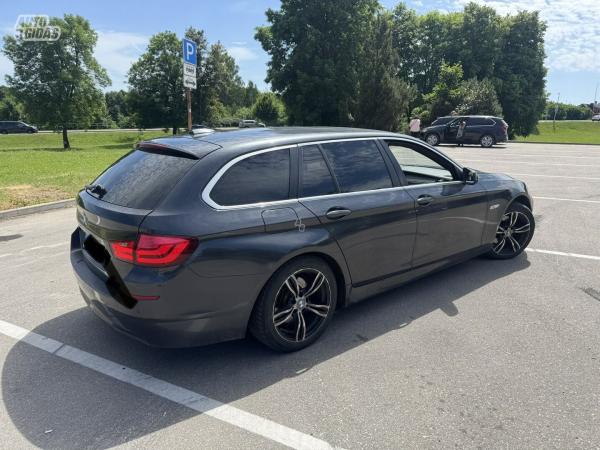 Grey BMW 520 2011 in Vilnius, with an engine capacity of 2.00 L and mileage of 389 thousand km for 5800 €, photo 4 on AUTOMOTO.COM.LV