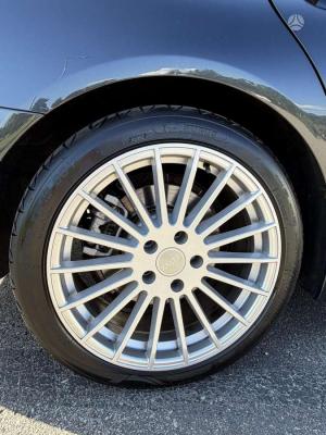 Grey BMW 520 2011 in Kaunas, with an engine capacity of 2.00 L and mileage of 313 thousand km for 8100 €, photo 7 on AUTOMOTO.COM.LV
