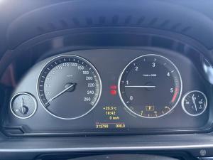 Grey BMW 520 2011 in Kaunas, with an engine capacity of 2.00 L and mileage of 313 thousand km for 8100 €, photo 13 on AUTOMOTO.COM.LV