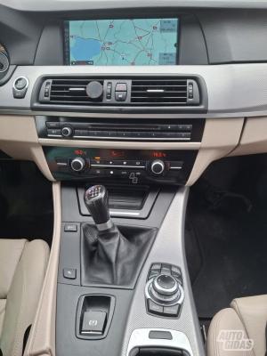 Pelēks BMW 520 2011 Pakruojis, ar dzinēja tilpumu 2.00 L un nobraukumu 225 tūkst. km par 6700 €, foto 12 vietnē AUTOMOTO.COM.LV