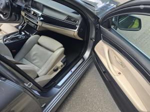 Pelēks BMW 520 2011 Kauņa, ar dzinēja tilpumu 2.00 L un nobraukumu 331 tūkst. km par 8500 €, foto 14 vietnē AUTOMOTO.COM.LV