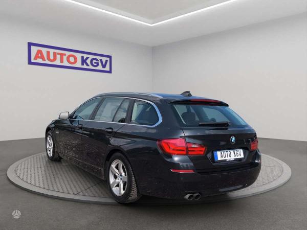 Pelēks BMW 520 2011 Viļņa, ar dzinēja tilpumu 2.00 L un nobraukumu 284 tūkst. km par 9299 €, foto 3 vietnē AUTOMOTO.COM.LV