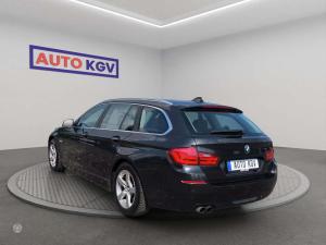 Grey BMW 520 2011 in Vilnius, with an engine capacity of 2.00 L and mileage of 284 thousand km for 9299 €, photo 4 on AUTOMOTO.COM.LV