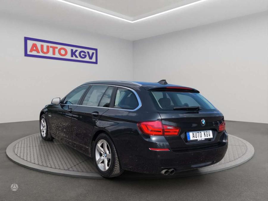 Grey BMW 520 2011 in Vilnius, with an engine capacity of 2.00 L and mileage of 284 thousand km for 9299 €, photo 4 on AUTOMOTO.COM.LV