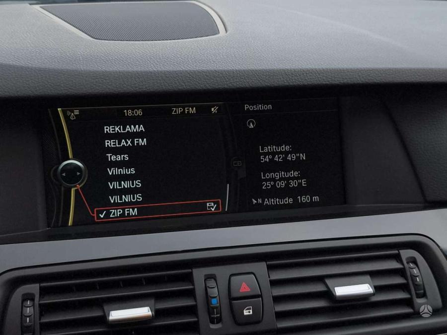 Grey BMW 520 2011 in Vilnius, with an engine capacity of 2.00 L and mileage of 284 thousand km for 9299 €, photo 19 on AUTOMOTO.COM.LV