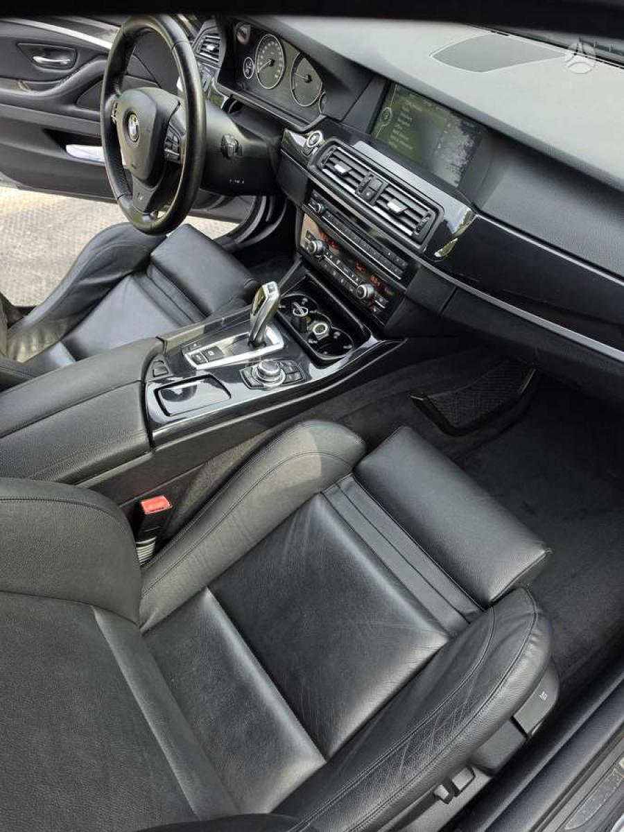 Pelēks BMW 520 2011 Šauļi, ar dzinēja tilpumu 2.00 L un nobraukumu 243 tūkst. km par 7700 €, foto 13 vietnē AUTOMOTO.COM.LV