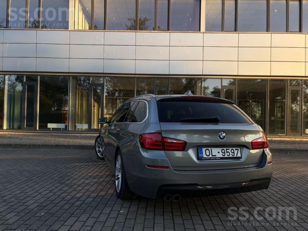 Grey BMW 520 2011 in Tukums, with an engine capacity of 2.00 L and mileage of 259 thousand km for 11290 €, photo 7 on AUTOMOTO.COM.LV