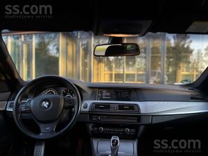 Grey BMW 520 2011 in Tukums, with an engine capacity of 2.00 L and mileage of 259 thousand km for 11290 €, photo 10 on AUTOMOTO.COM.LV