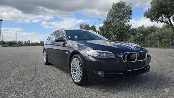 Grey BMW 520 2011 in Marijampole, with an engine capacity of 2.00 L and mileage of 337 thousand km for 6900 €, photo 1 on AUTOMOTO.COM.LV