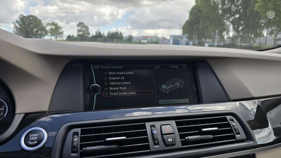 Pelēks BMW 520 2011 Marijampole, ar dzinēja tilpumu 2.00 L un nobraukumu 337 tūkst. km par 6900 €, foto 20 vietnē AUTOMOTO.COM.LV