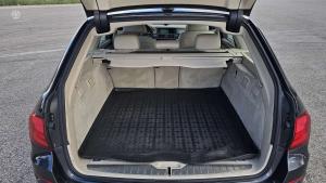 Pelēks BMW 520 2011 Marijampole, ar dzinēja tilpumu 2.00 L un nobraukumu 337 tūkst. km par 6900 €, foto 25 vietnē AUTOMOTO.COM.LV