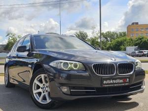 Pelēks BMW 520 2011 Šauļi, ar dzinēja tilpumu 2.00 L un nobraukumu 269 tūkst. km par 7400 €, foto 4 vietnē AUTOMOTO.COM.LV