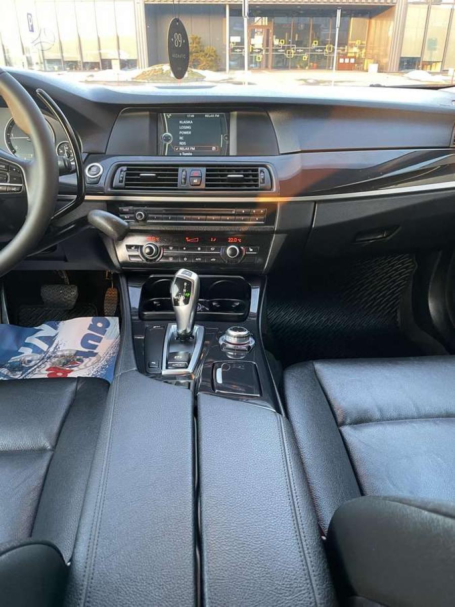 Grey BMW 520 2011 in Siauliai, with an engine capacity of 2.00 L and mileage of 291 thousand km for 7200 €, photo 16 on AUTOMOTO.COM.LV