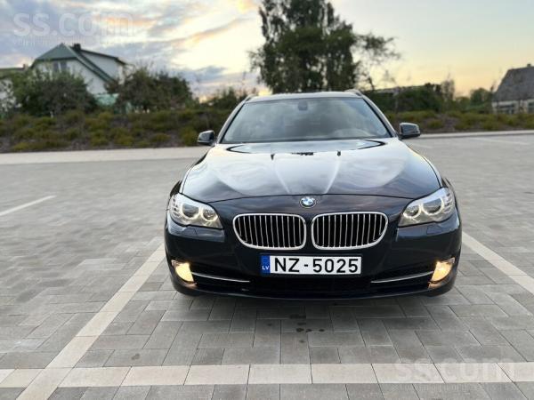 Grey BMW 520 2011 in Aluksne, with an engine capacity of 2.00 L and mileage of 348 thousand km for 6350 €, photo 7 on AUTOMOTO.COM.LV