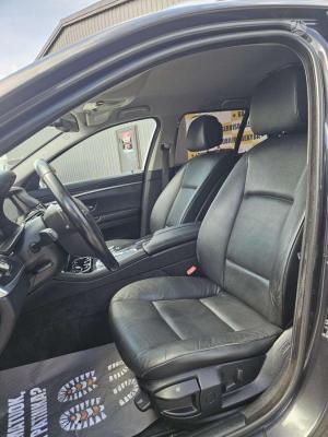 Grey BMW 520 2011 in Siauliai, with an engine capacity of 2.00 L and mileage of 269 thousand km for 7400 €, photo 14 on AUTOMOTO.COM.LV