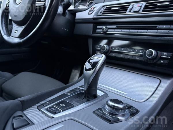 Pelēks BMW 520 2011 Tukums, ar dzinēja tilpumu 2.00 L un nobraukumu 263 tūkst. km par 10490 €, foto 9 vietnē AUTOMOTO.COM.LV