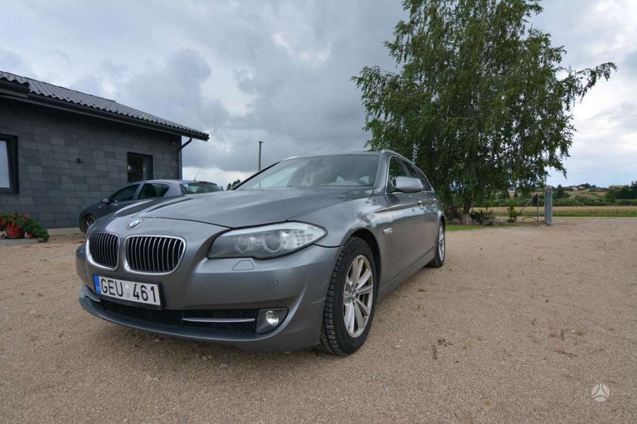 Grey BMW 520 2011 in Siauliai, with an engine capacity of 2.00 L and mileage of 478 thousand km for 6200 €, photo 3 on AUTOMOTO.COM.LV