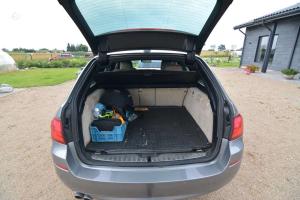 Grey BMW 520 2011 in Siauliai, with an engine capacity of 2.00 L and mileage of 478 thousand km for 6200 €, photo 11 on AUTOMOTO.COM.LV