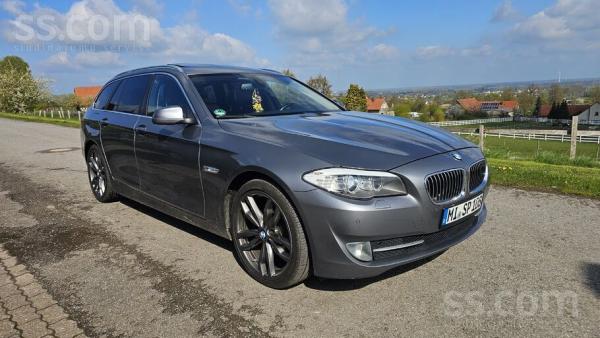 Pelēks BMW 520 2011 Rīga, ar dzinēja tilpumu 2.00 L un nobraukumu 280 tūkst. km par 7500 €, foto 5 vietnē AUTOMOTO.COM.LV