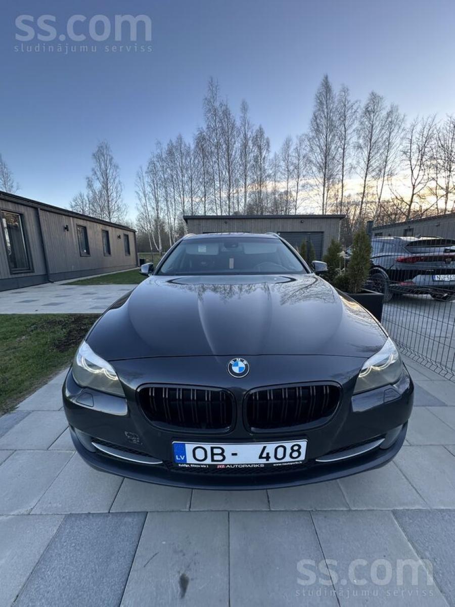 Pelēks BMW 520 2011 Kuldīga, ar dzinēja tilpumu 2.00 L un nobraukumu 337 tūkst. km par 6900 €, foto 5 vietnē AUTOMOTO.COM.LV