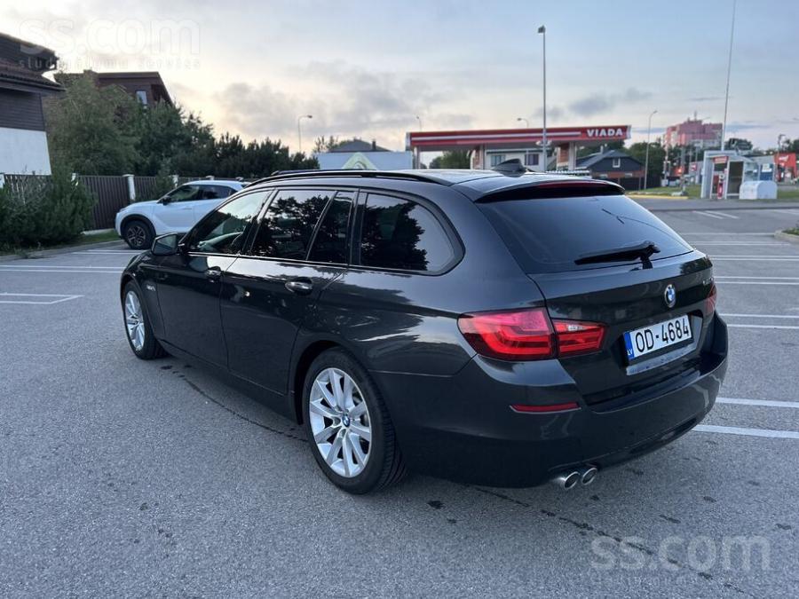 Pelēks BMW 520 2012 Liepāja, ar dzinēja tilpumu 2.00 L un nobraukumu 335 tūkst. km par 7950 €, foto 3 vietnē AUTOMOTO.COM.LV