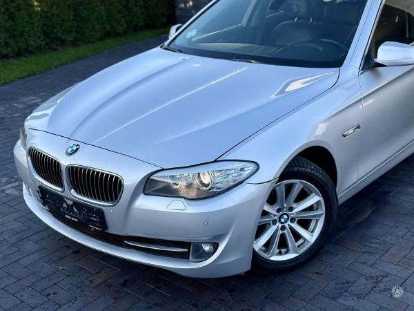 Pelēks BMW 520 2012 Šauļi, ar dzinēja tilpumu 2.00 L un nobraukumu 223 tūkst. km par 8200 €, foto 7 vietnē AUTOMOTO.COM.LV