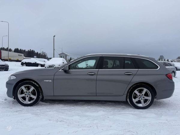 Pelēks BMW 520 2012 Utena, ar dzinēja tilpumu 2.00 L un nobraukumu 287 tūkst. km par 7600 €, foto 7 vietnē AUTOMOTO.COM.LV