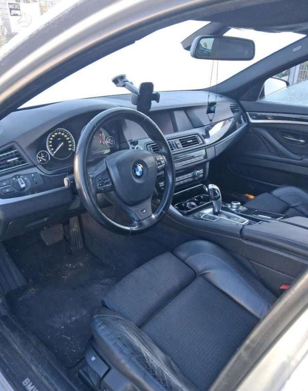Pelēks BMW 520 2012 Marijampole, ar dzinēja tilpumu 2.00 L un nobraukumu 300 tūkst. km par 5200 €, foto 6 vietnē AUTOMOTO.COM.LV