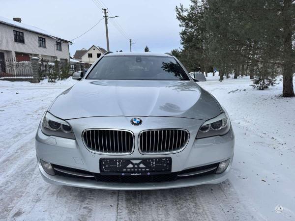 Grey BMW 520 2012 in Marijampole, with an engine capacity of 2.00 L and mileage of 340 thousand km for 6700 €, photo 2 on AUTOMOTO.COM.LV