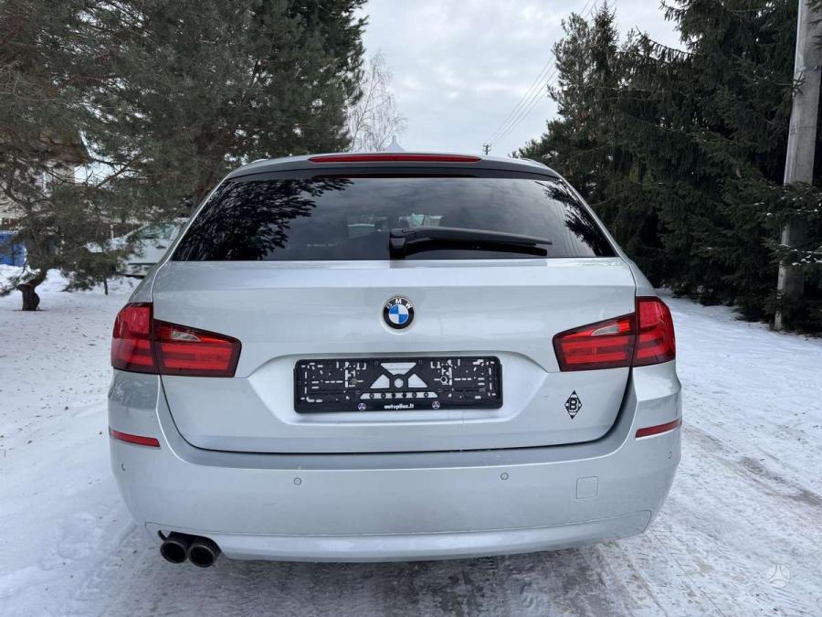 Grey BMW 520 2012 in Marijampole, with an engine capacity of 2.00 L and mileage of 340 thousand km for 6700 €, photo 6 on AUTOMOTO.COM.LV