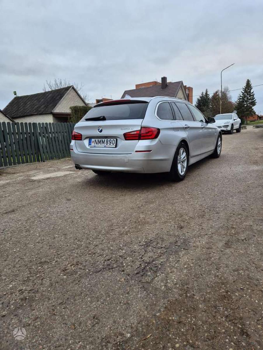 Grey BMW 520 2012 in Ariogala, with an engine capacity of 2.00 L and mileage of 370 thousand km for 6550 €, photo 5 on AUTOMOTO.COM.LV