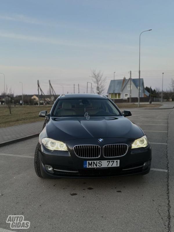 Pelēks BMW 520 2012 Širvintos, ar dzinēja tilpumu 2.00 L un nobraukumu 300 tūkst. km par 8200 €, foto 1 vietnē AUTOMOTO.COM.LV