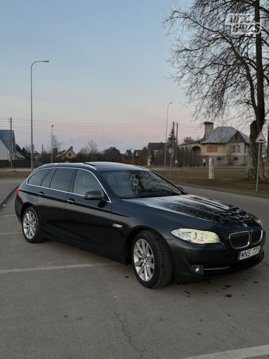 Pelēks BMW 520 2012 Širvintos, ar dzinēja tilpumu 2.00 L un nobraukumu 300 tūkst. km par 8200 €, foto 3 vietnē AUTOMOTO.COM.LV