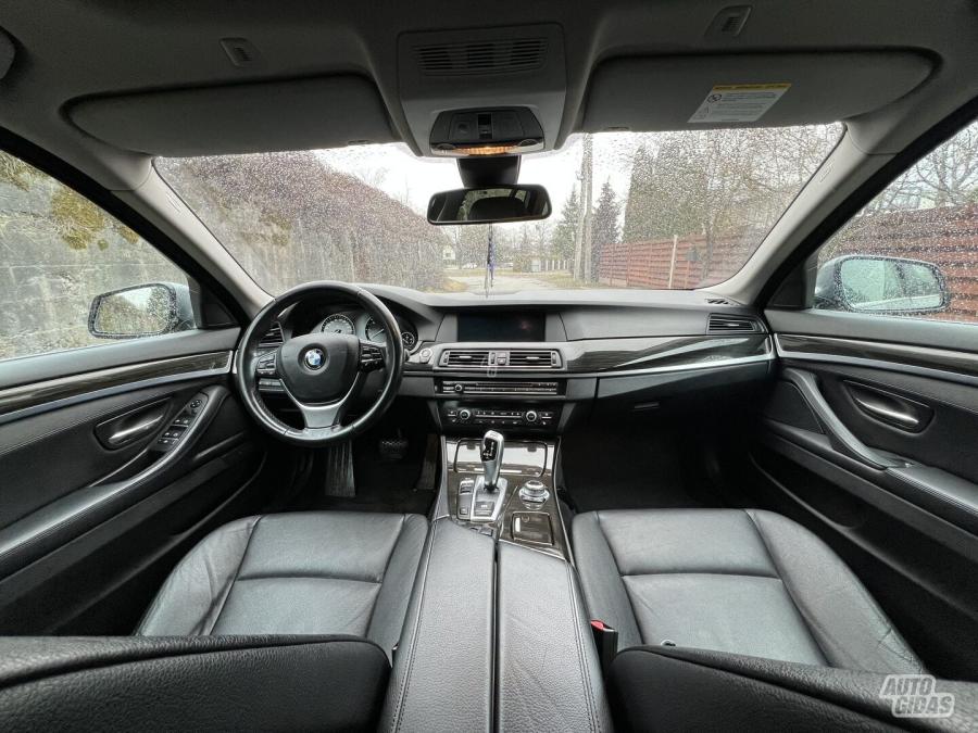 Grey BMW 520 2012 in Kaunas, with an engine capacity of 2.00 L and mileage of 316 thousand km for 9999 €, photo 10 on AUTOMOTO.COM.LV