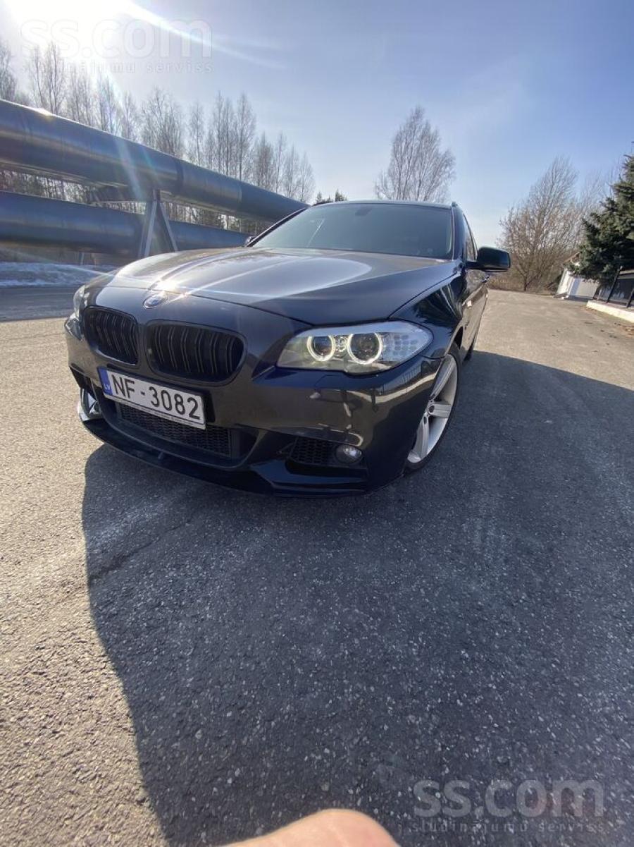 Grey BMW 520 2012 in Riga, with an engine capacity of 2.00 L and mileage of 340 thousand km for 6660 €, photo 3 on AUTOMOTO.COM.LV